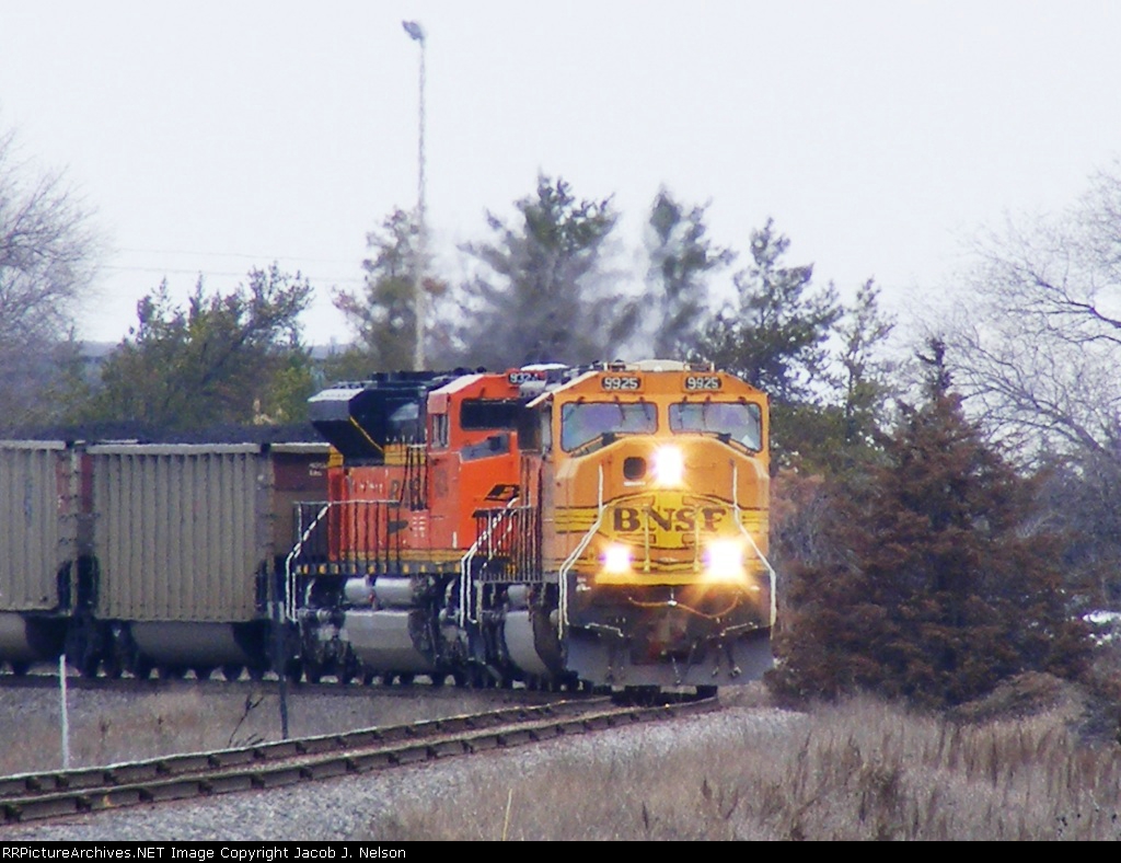 BNSF 9925